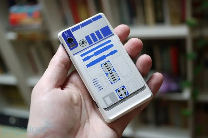 Imágenes del Droid 2 R2-D2 - PasionMovil Imágenes del Droid 2 R2-D2 - PasionMovil